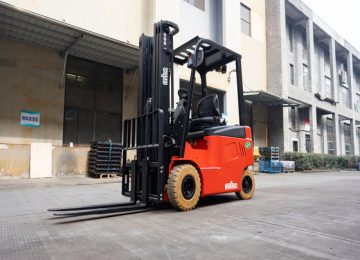 Lithium Ion Lift Trucks - MHE